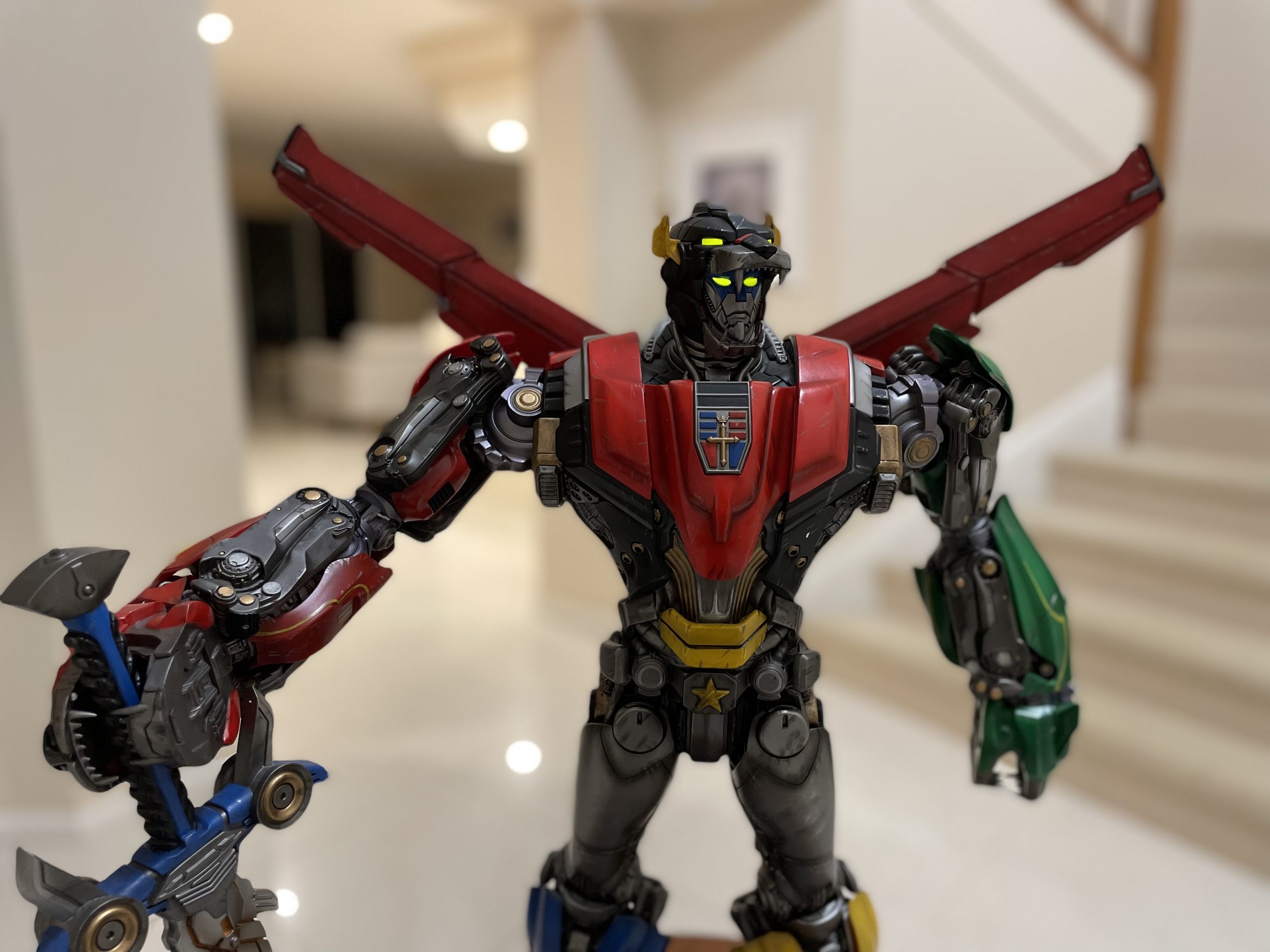 Voltron Maquette Statue by Sideshow